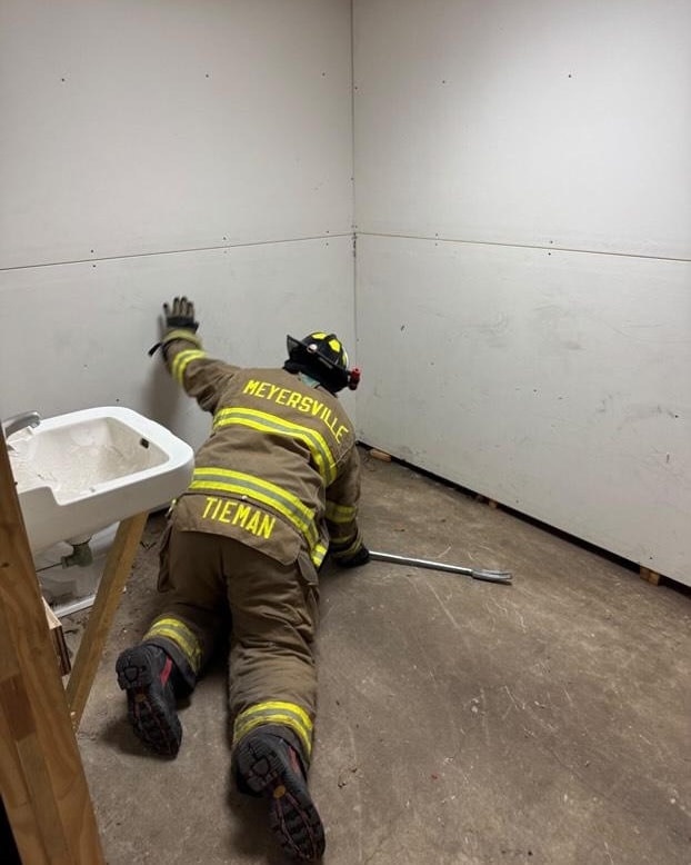 VEIS AND LADDER TRAINING - Meyersville Volunteer Fire Department